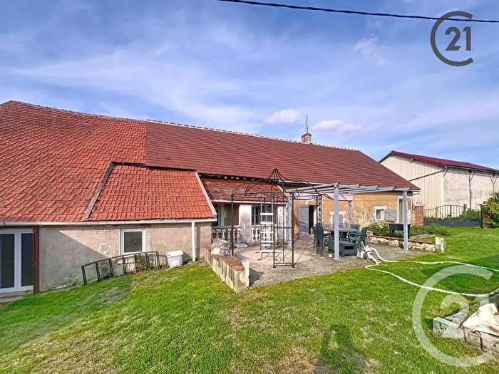 Maison à vendre - Ouanne - 5 pièces - 3 chambres