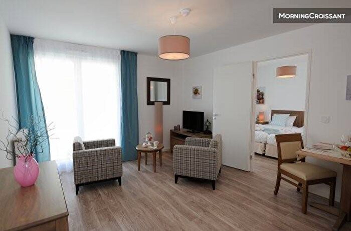 Appartement à louer - Centre Ville-Cathédrale-Marché-Grande Île-Clos Godet, Meaux - 2 pièces - 1 chambre