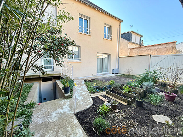 Maison à vendre - Tours, Velpeau - 7 pièces - 5 chambres