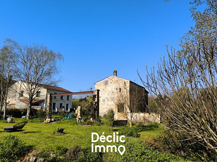 Maison à vendre - Saint-Sigismond - 5 pièces - 3 chambres