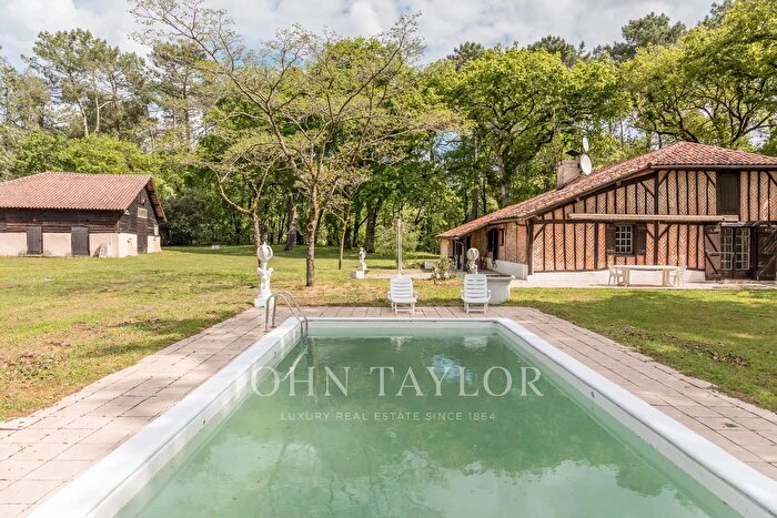 Maison à vendre - Gourbera - 11 pièces