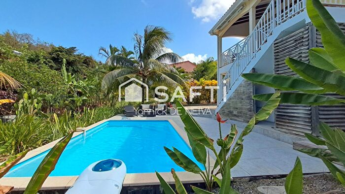 Maison 5 pièces à Le Robert, à vendre
