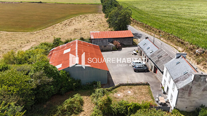 Maison 5 pièces à vendre à Irvillac