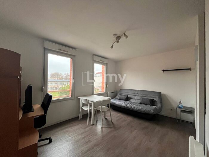 Appartement à louer - Maison Blanche-Wilson, Reims - 1 pièce