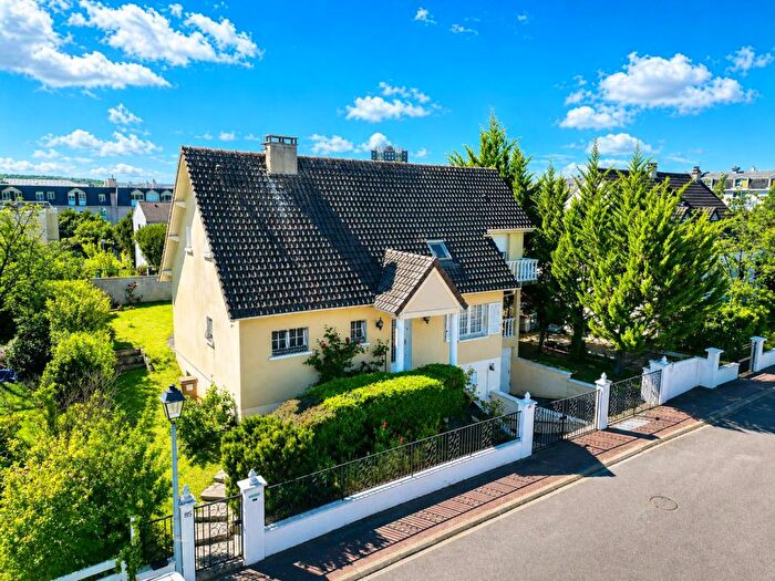 Poissy, Saint-Barthélémy : Maison 6 pièces à vendre