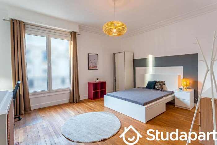 Appartement 1 pièce à Centre Ville, Amiens, à louer