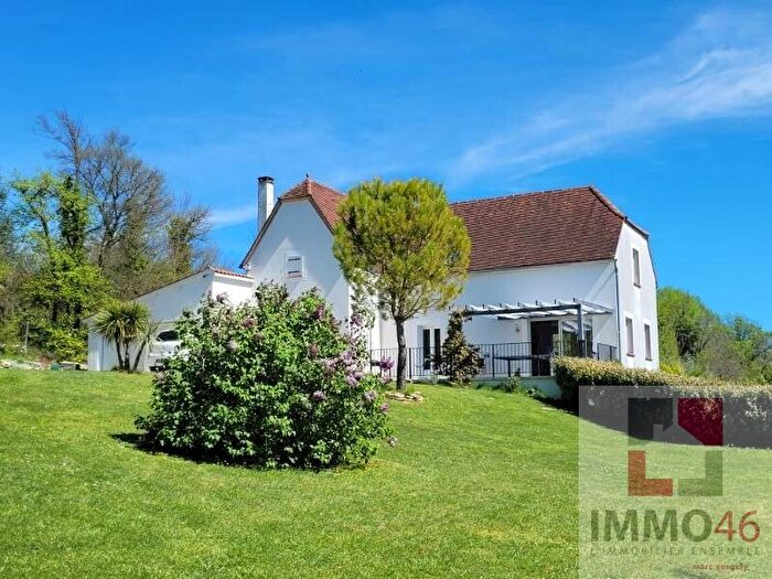 Maison à vendre - Vaillac - 7 pièces - 4 chambres