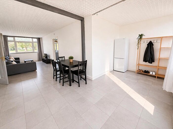 Évry, Aguado : Appartement 4 pièces à vendre