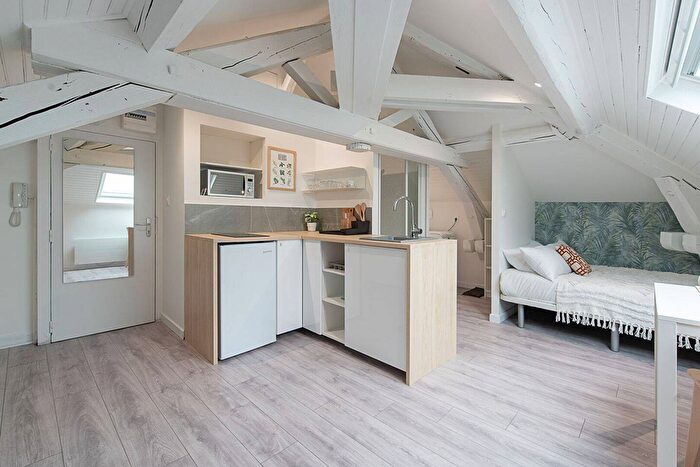 Appartement 1 pièce à louer - centre Ville-La Chartonnière-La Barre, Villefranche-sur-Saône