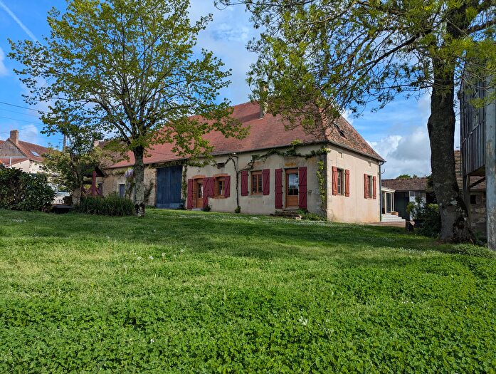 Maison 8 pièces à vendre - Brigueil-le-Chantre