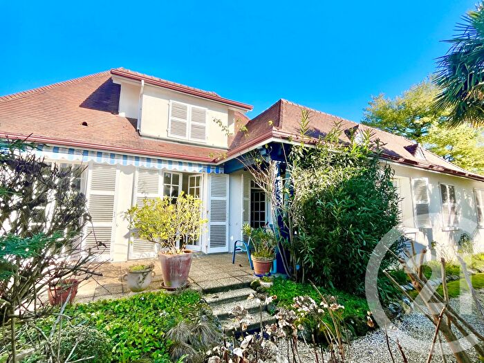 Maison à vendre - Pau, Pau Nord - 6 pièces - 4 chambres