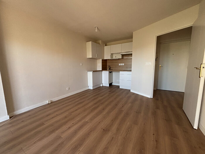 Appartement à louer - Perpignan, Saint-Gaudérique - 2 pièces - 1 chambre