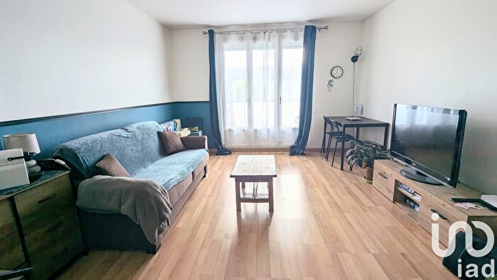 Appartement à vendre - Saint-Jean-de-la-Ruelle, Gambetta, Madeleine, Dix Arpents, Clos Neuf - 3 pièces - 2 chambres