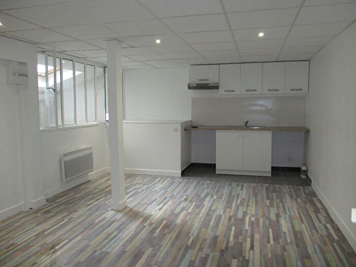 Appartement à louer - Maisons-Alfort, Charentonneau - 1 pièce - 1 chambre