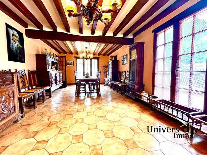 Maison à vendre - Avrillé, Ardenne, les Raffoux, Plateau de la Mayenne - 9 pièces - 6 chambres