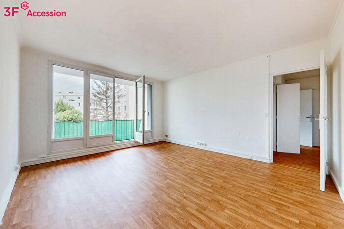 Appartement 3 pièces à vendre - Pontoise, Les Louvrais