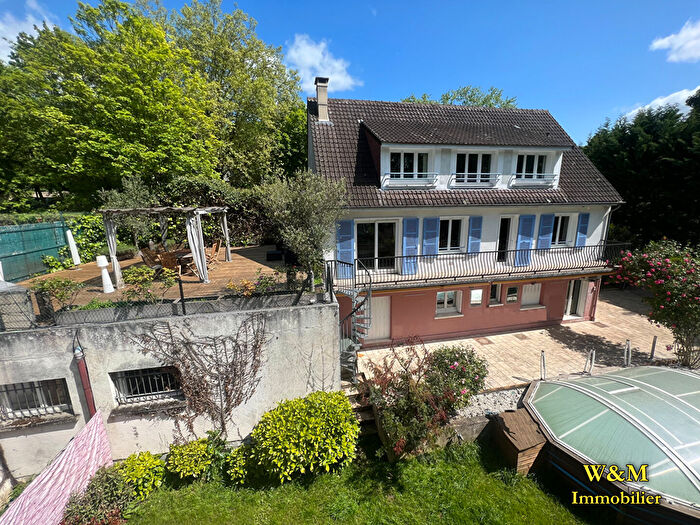 Maison à vendre - Bièvres - 8 pièces - 6 chambres