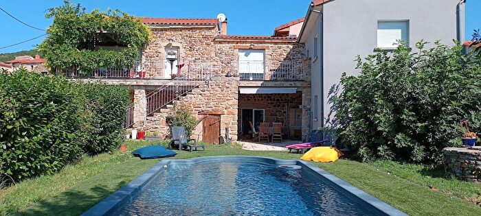 Maison 8 pièces à Saint-Babel, à vendre