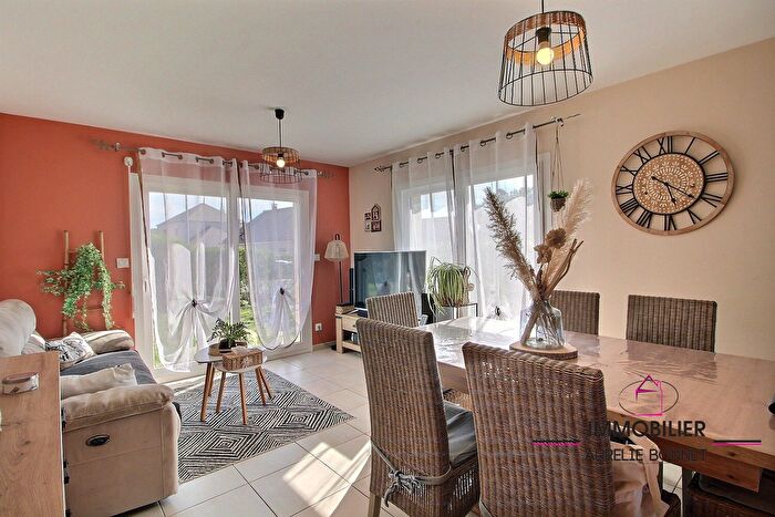 Maison 4 pièces à Lisieux, Trevett, Quatre Sonnettes, à vendre