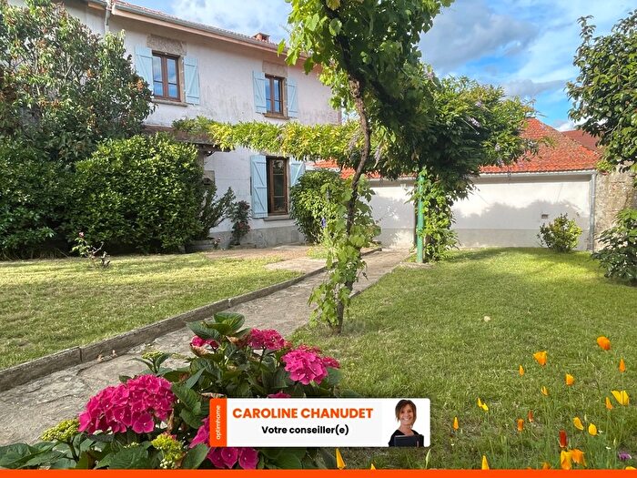 Maison 4 pièces à vendre à Châteauponsac