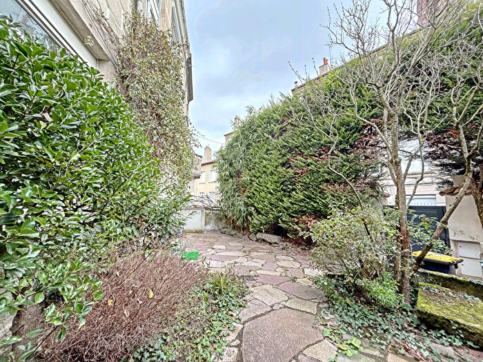 Appartement à louer - Saint-Étienne, Couriot, Tarentaise, Beaubrun - 2 pièces - 1 chambre