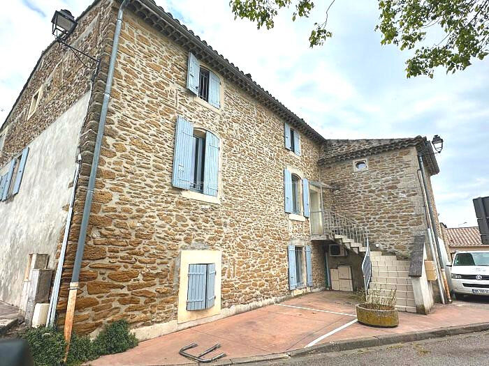 Appartement 3 pièces à louer - Grillon