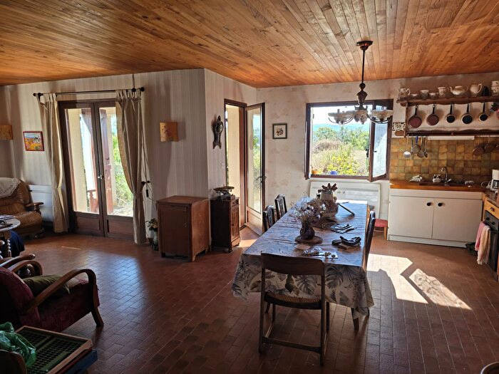 Maison à vendre - Vézézoux - 4 pièces - 3 chambres