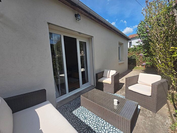 Maison à louer - Centre Ville, Rueil-Malmaison - 2 pièces - 1 chambre