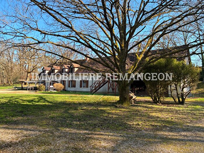 Maison à vendre - Neuvy-sur-Barangeon - 4 pièces - 3 chambres