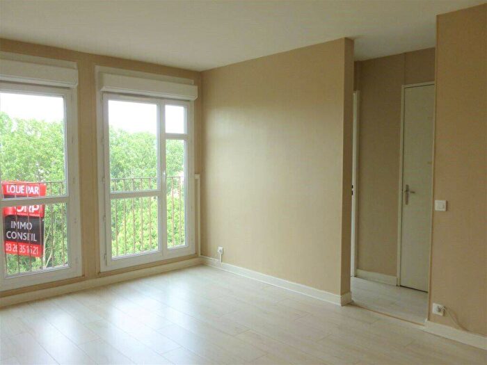 Appartement à louer - Barbâtre-Saint Remy-Verrerie, Reims - 2 pièces - 1 chambre