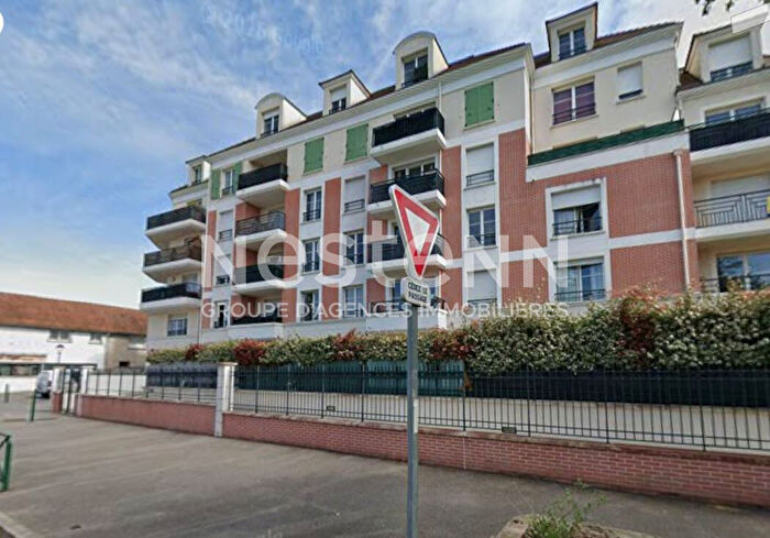 Plaisir, Centre-ville, Château : Appartement 2 pièces à louer