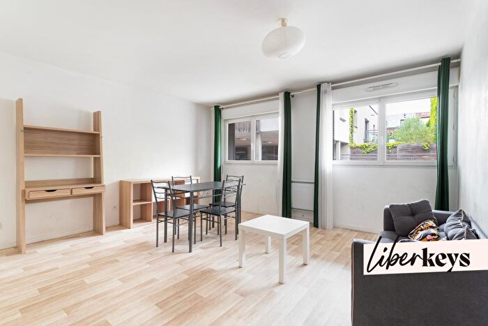 Appartement à vendre - Lille, Moulins - 2 pièces - 1 chambre