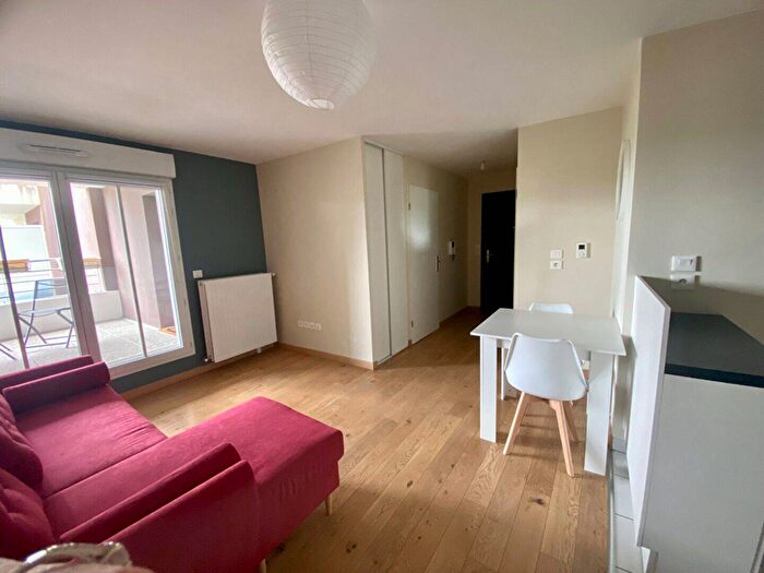 Sud, Vert-Saint-Denis - Appartement 2 pièces à louer