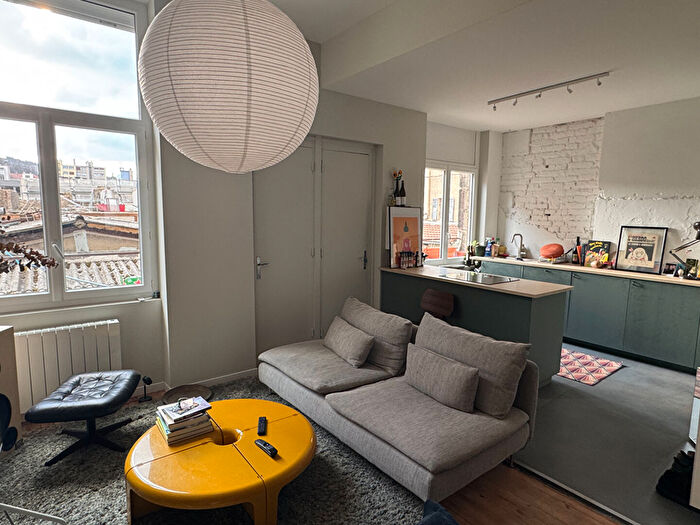 Appartement à vendre - Saint-Étienne, Saint-Roch, Vivaraize, Valbenoite, Centre Deux - 2 pièces - 1 chambre