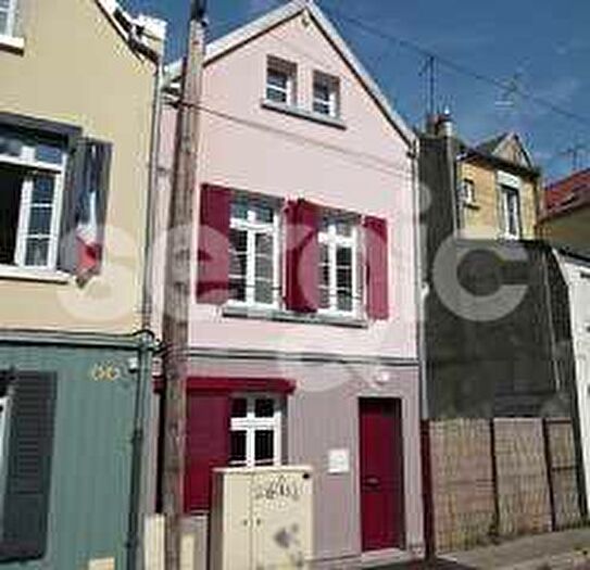 Amiens, Saint-Germain les Halles : Maison 3 pièces à louer