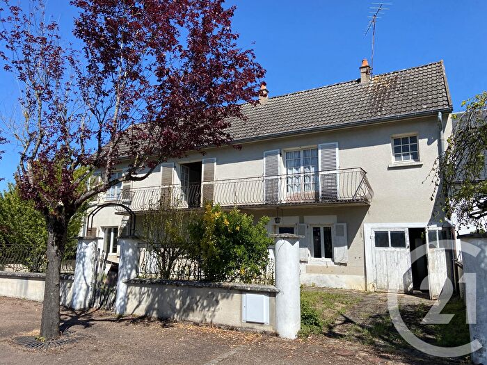 Saint-Parize-le-Châtel - Maison 6 pièces à vendre