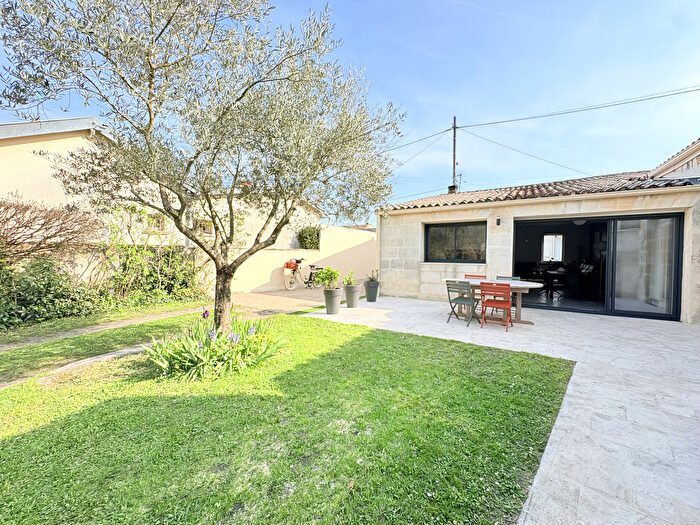 Maison à vendre - Mérignac, Saint-Augustin - 5 pièces - 3 chambres