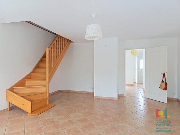 Appartement 3 pièces à Saint-Denis-de-Pile, à louer