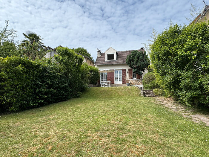 Saint-Germain-en-Laye, Pontel, Schnapper, Sous-préfecture : Maison 5 pièces à vendre