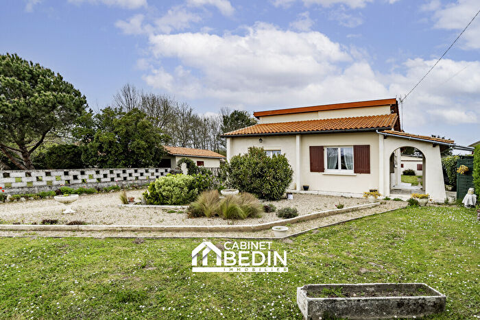 Coutras : Maison 4 pièces à vendre