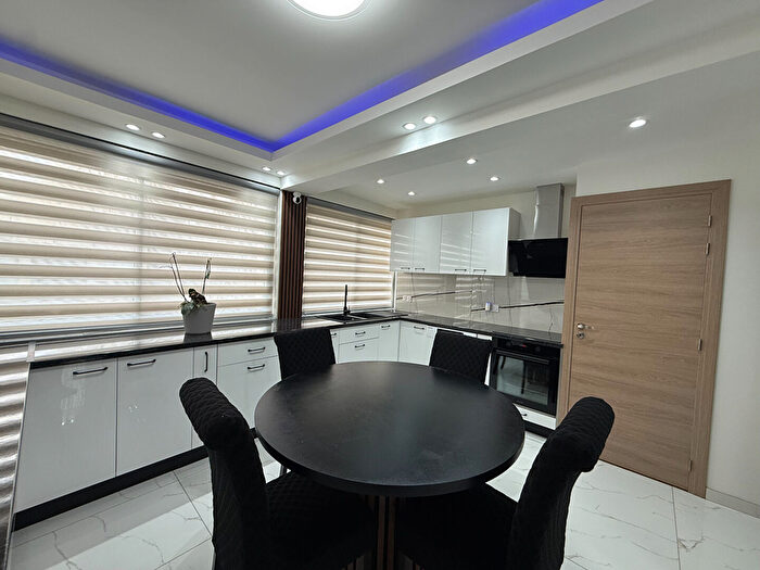 Appartement à vendre - Chamalières, Royat - 4 pièces - 3 chambres