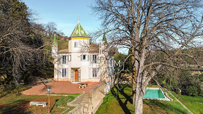 Maison à vendre - Valensole - 8 pièces - 5 chambres