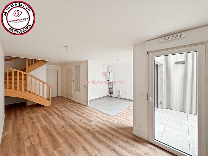 Appartement à vendre - Mérignac, Les Eyquems - 3 pièces - 2 chambres