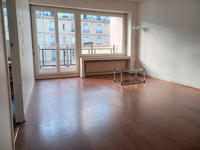Neuilly-sur-Seine, Plaine des Sablons : Appartement 1 pièce à louer