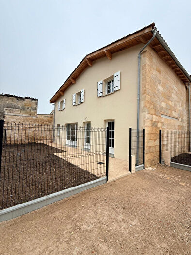 Lussac - Maison 4 pièces à louer