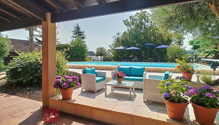 Maison à vendre - Saint-Sulpice-la-Pointe - 5 pièces - 4 chambres