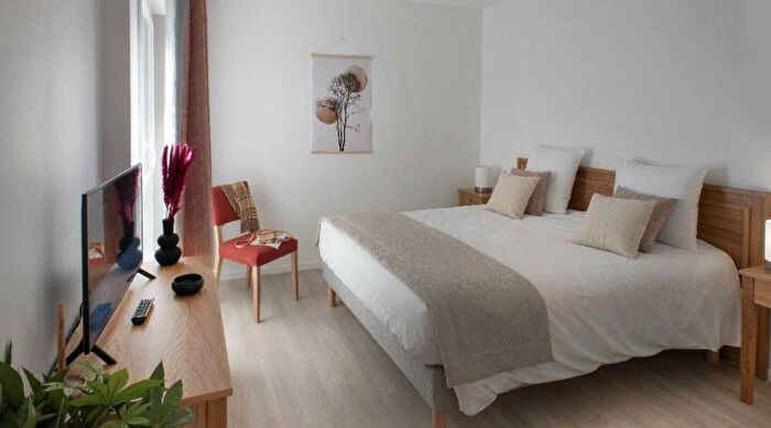 Appartement à louer - Hôpital, Brive-la-Gaillarde - 1 pièce