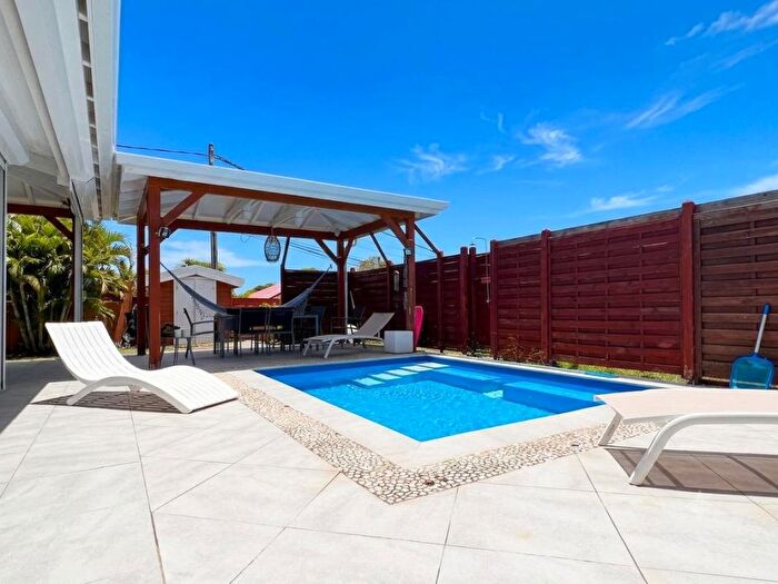Maison 5 pièces à vendre à Saint-François