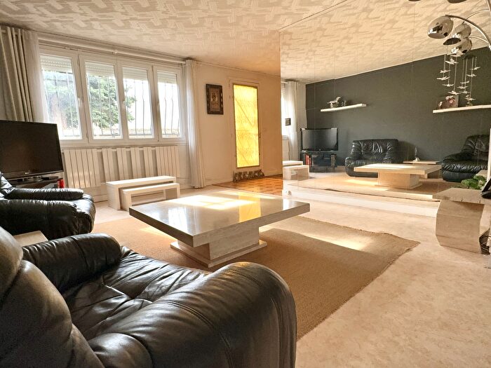 Maison à vendre - Bobigny - 4 pièces - 2 chambres