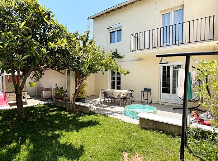 Maison 5 pièces à vendre à Arles, Pont de Crau, Moulès